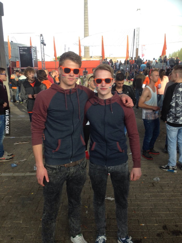 Met this random dude... - 9GAG