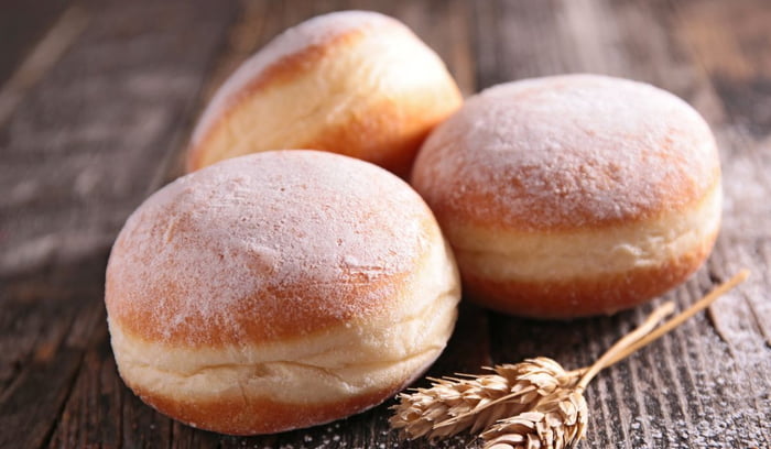 Happy Fat Thursday, you degenerates! - 9GAG