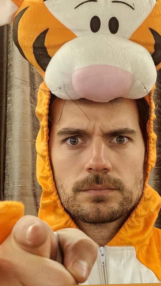 Hello you Lovely People - 9GAG