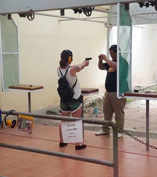 Social Media > Gun Safety - 9GAG