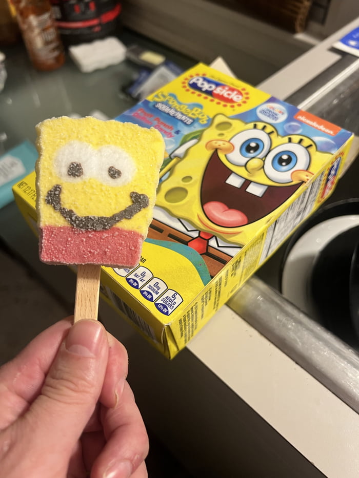 Her Tinder profile pic vs. how she looks when you meet her at the bar… - 9GAG