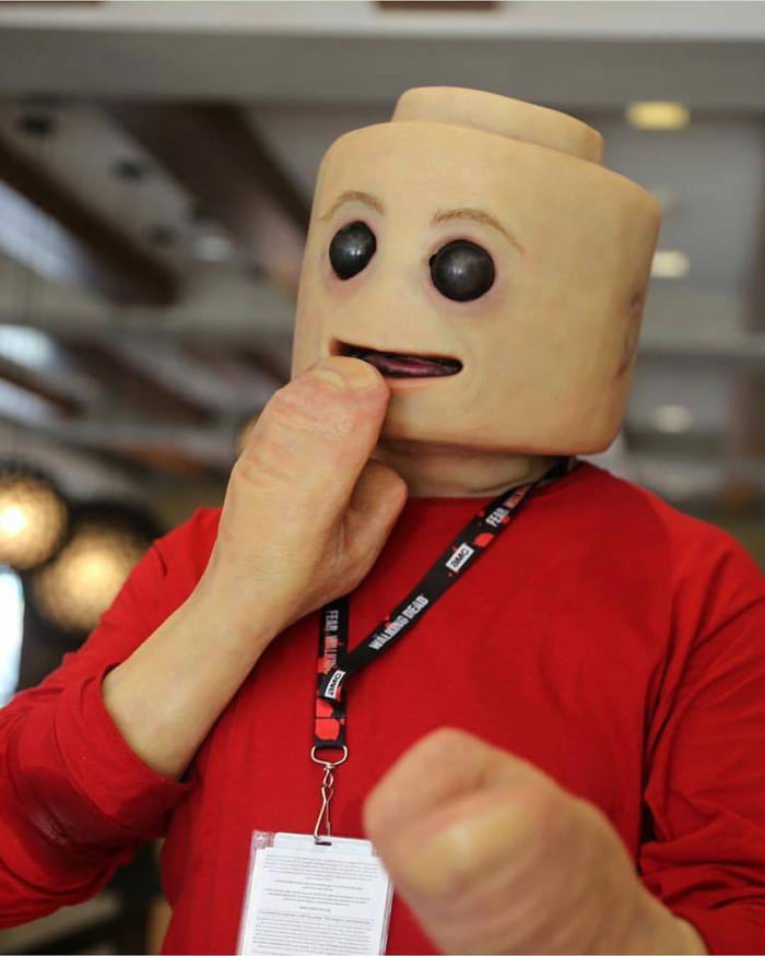 Please give me your most random, weird, cringy pictures! - 9GAG