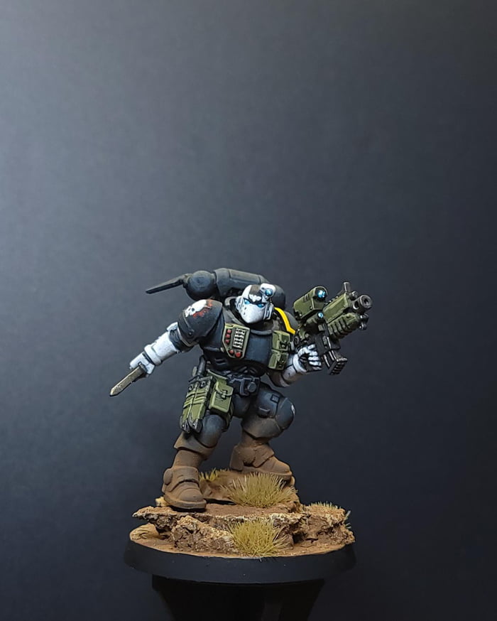 Raven Guard 2nd company phobos Lieutenant - 9GAG