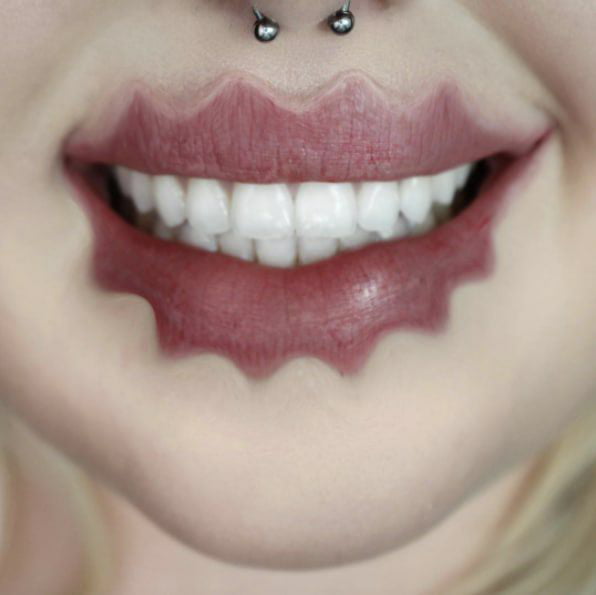 And today in Russia: "Devil Lips" - 9GAG