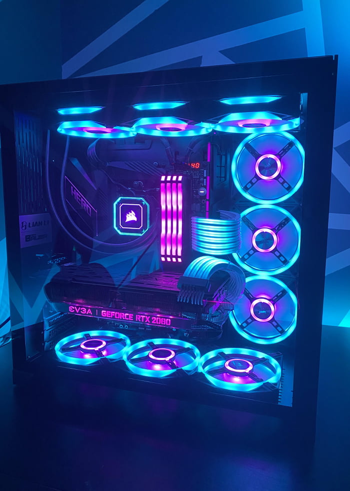 Looking for LCD screen recommendations for the Lian Li Mid Tower case ...