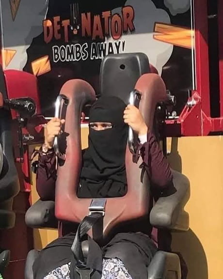 Best Funny bomb Memes - 9GAG