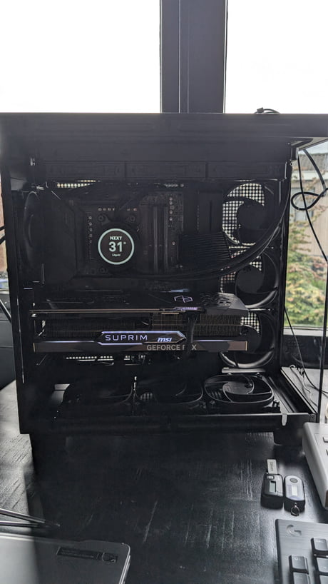 Best Funny pc build Memes - 9GAG