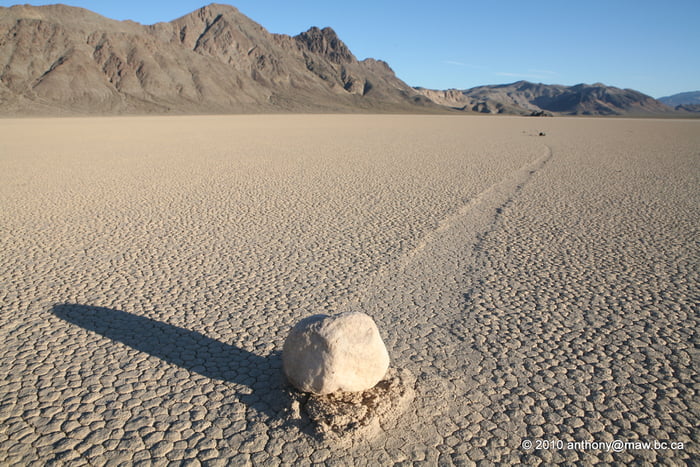 Bizarre Mysterious Moving Rocks in California USA - 9GAG