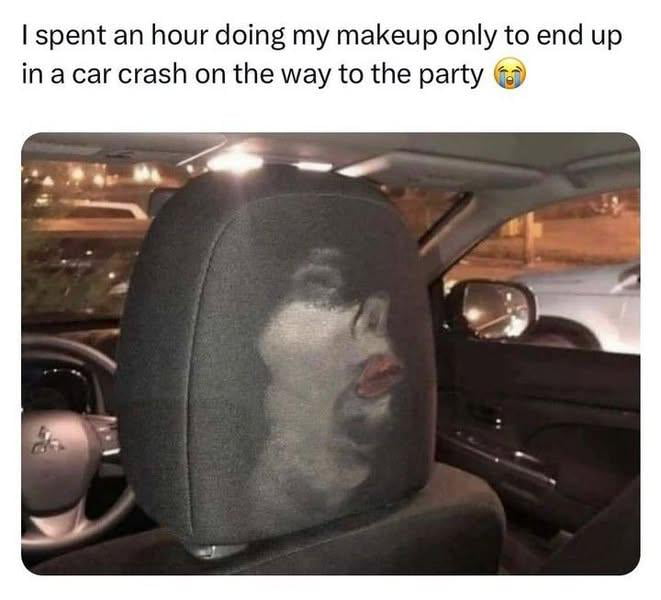 That's a lot of foundation - 9GAG