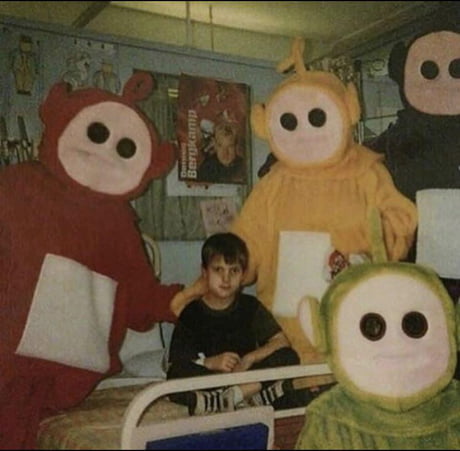 Best Funny cursed images Memes - 9GAG