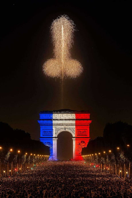 Best Funny paris Memes - 9GAG