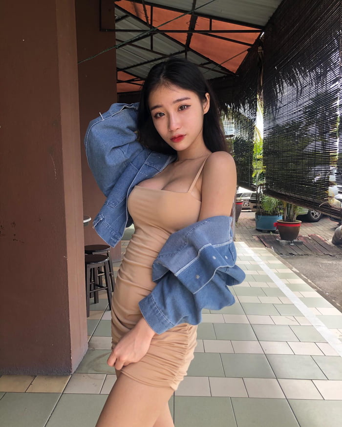 Lynn Yuyi Malaysian Hottie 9gag