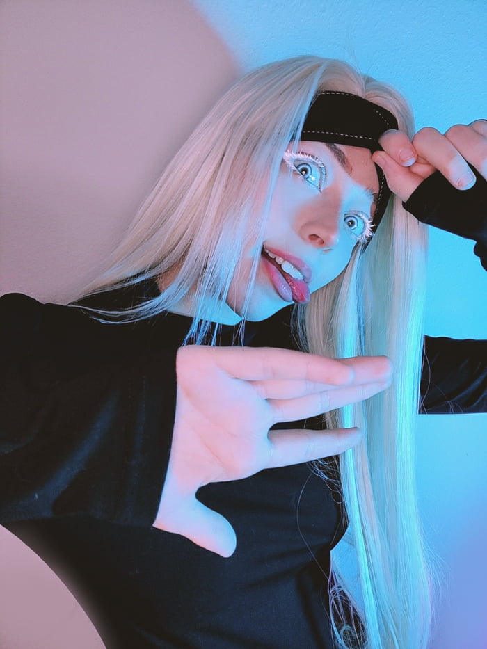 Female Gojo Satoru Cosplay by monii.bagel - 9GAG