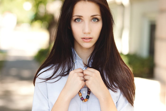 The big Emily Rudd album! - 9GAG