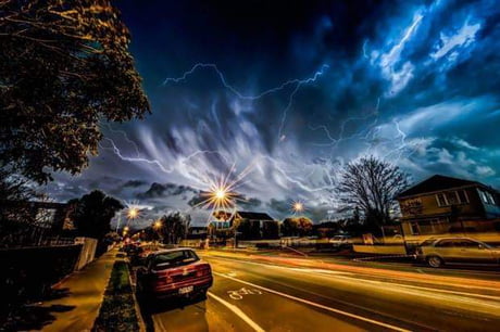 Best Funny lightning Memes - 9GAG