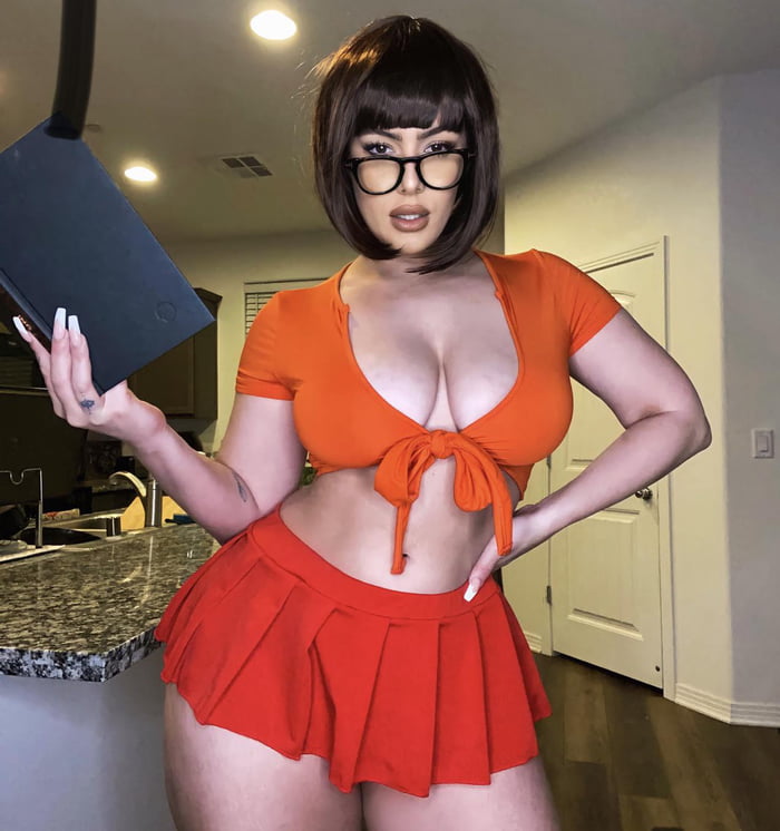 Zoe Renea as Velma - 9GAG