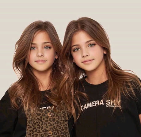 What Do The Most Beautiful Twins Look Like Now - Infoupdate.org