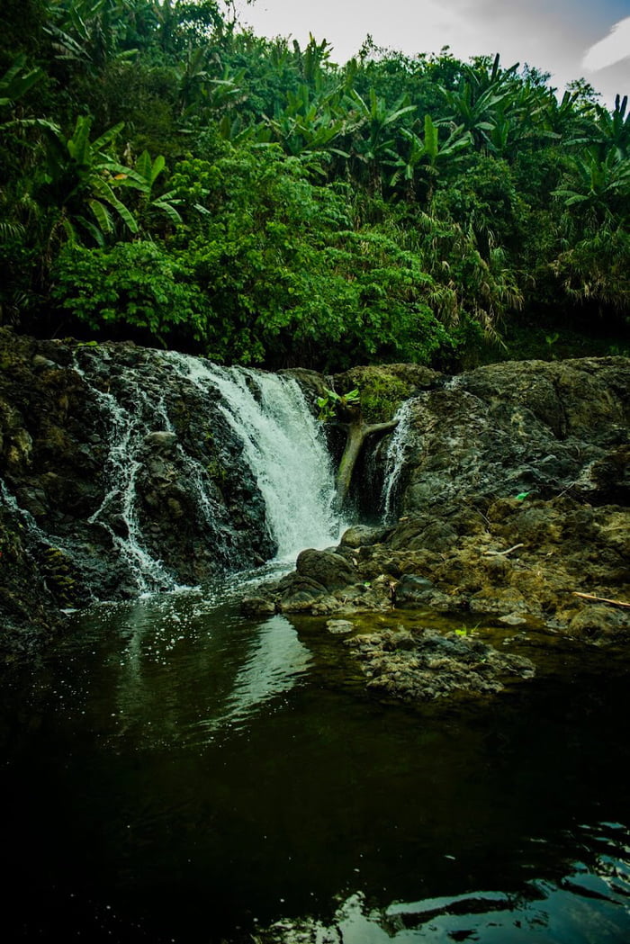 Malinamon Falls, Capiz. - 9GAG