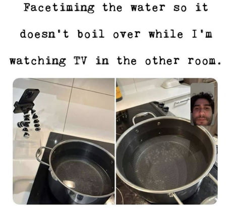 Best Funny multitasking Memes - 9GAG