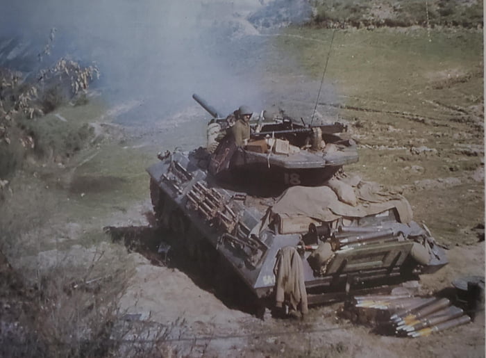 An M10 Wolverine in hills of Italy. - 9GAG