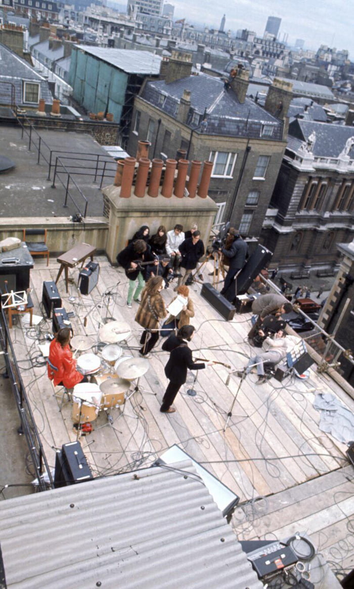 The Beatles' rooftop concert, 30 January 1969. - 9GAG