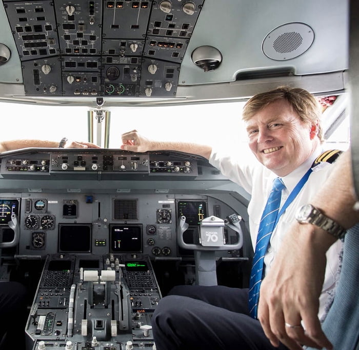 You could be flown by an actual king and probably wouldn’t know it ...