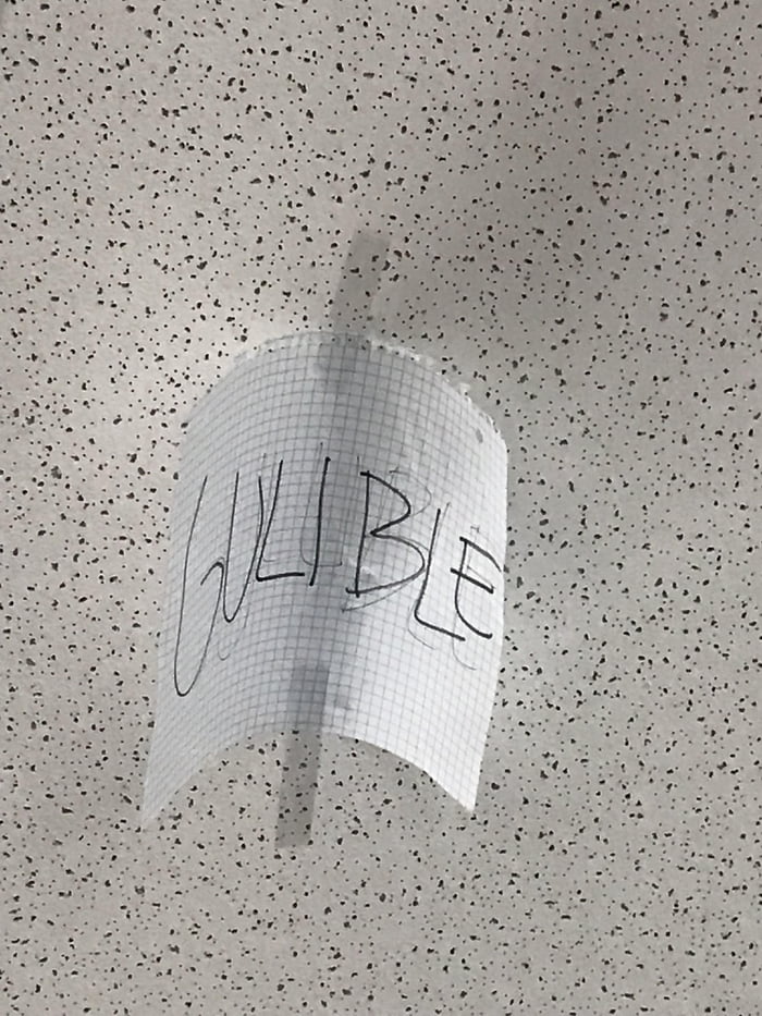 Look it says gullible on the ceiling! - 9GAG