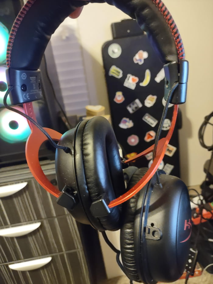 I've never had a headset slowly fall apart quite like the HyperX Cloud ...