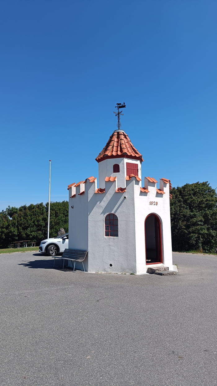Does this count as a castle? Top of a hill at Ballebjerg on the island of Samsø, Denmark. - 9GAG