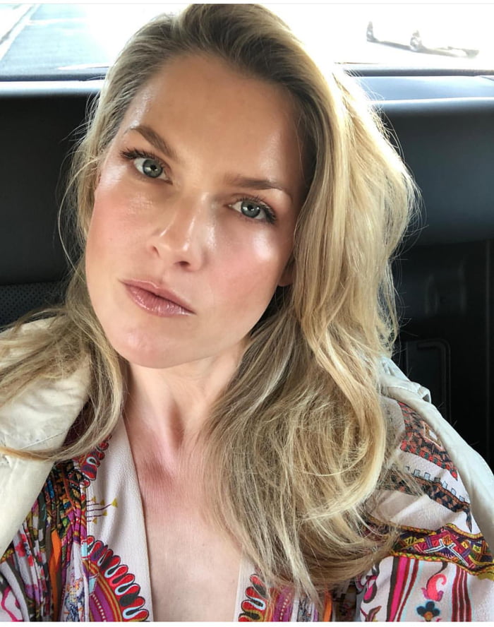 Ali Larter - 9GAG