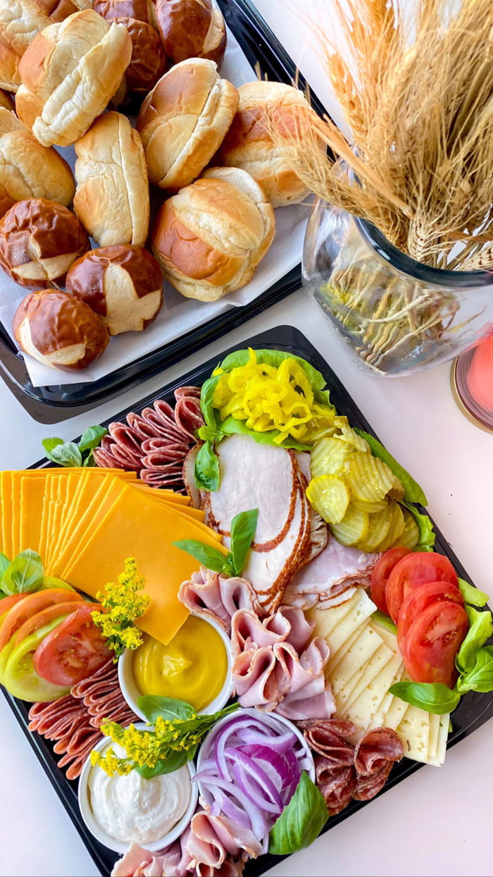 Sandwich board. - 9GAG