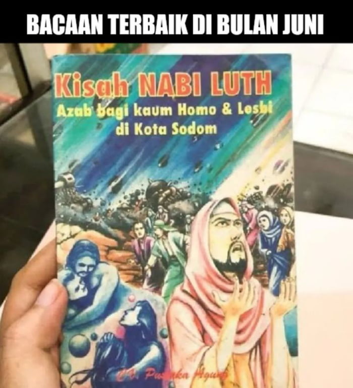 Silahkan rekomendasikan buku ini ke para akun homok disini. - 9GAG
