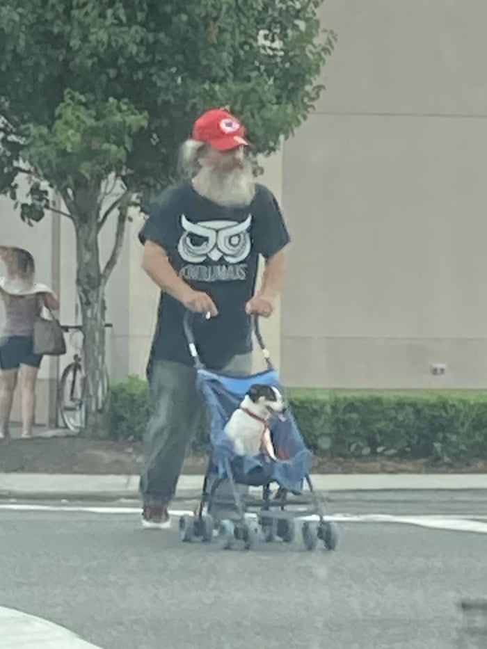 Rare colorized photo of Karl Marx, taken by Prussian police as they ...