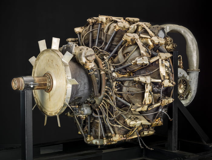 Mitsubishi Ha 43 tripple supercharged 18 cylinder radial engine - 9GAG