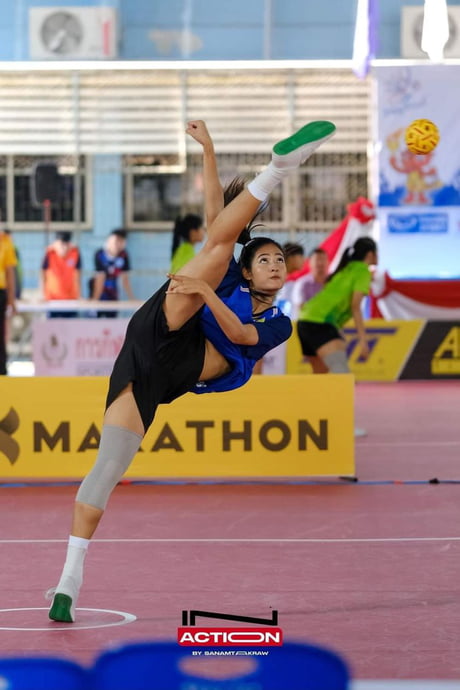 Best Funny sepak takraw Memes - 9GAG