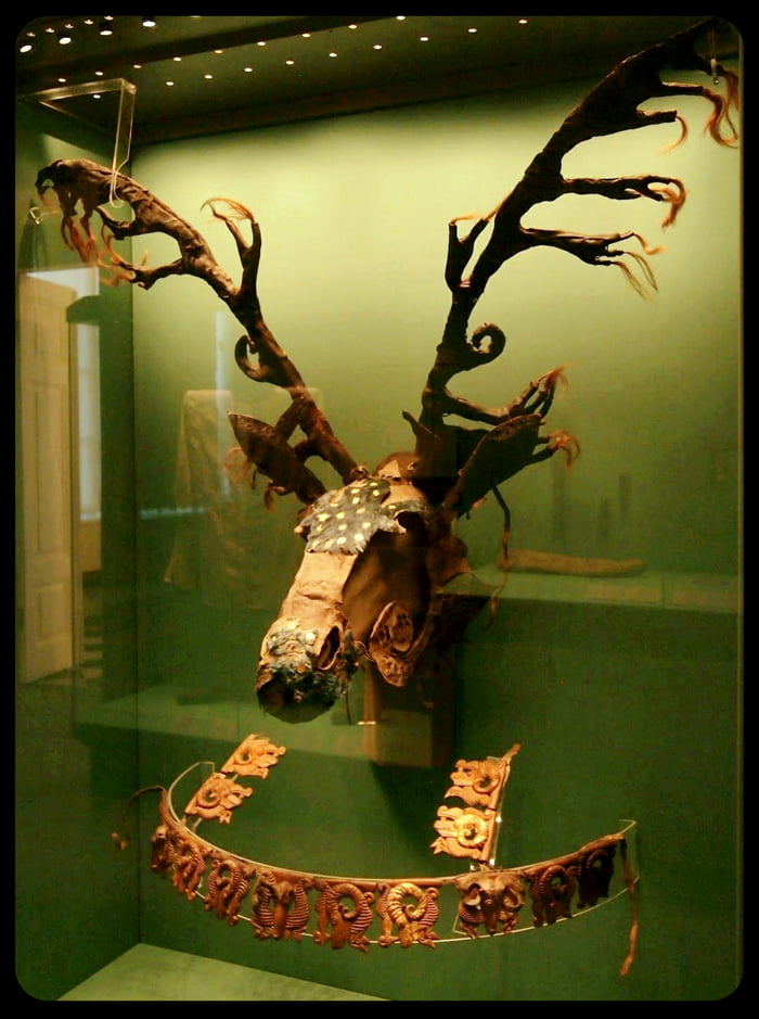 2,300-year-old Horse Headdress from Siberia, c.350-250 BCE: this ...