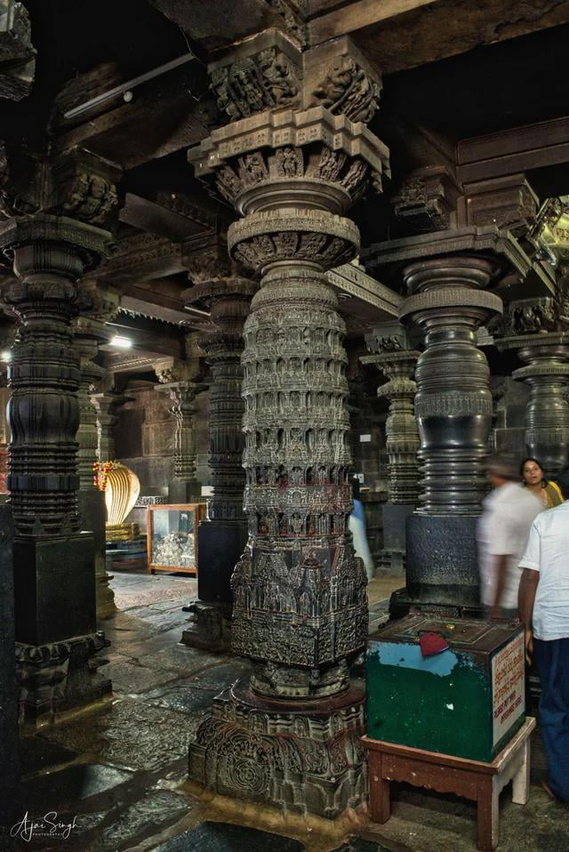Rotating pillar at Chennakeshawa Temple, India built in the 2nd century ...