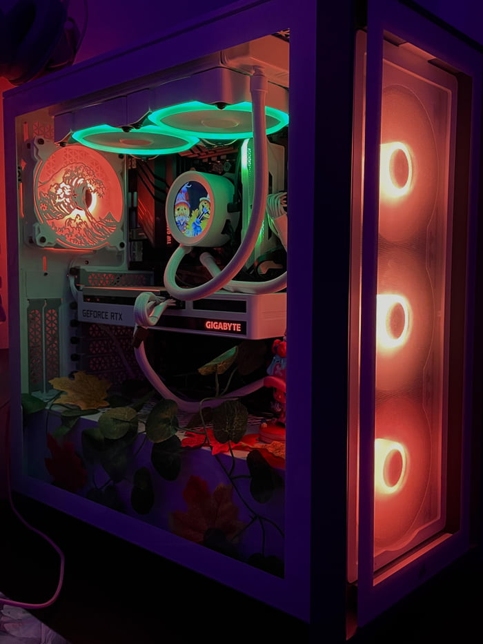 First PC Build: Halloween Theme - 9GAG