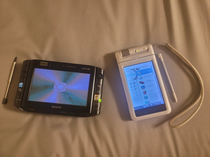 What's your favorite 2000's handheld? - 9GAG