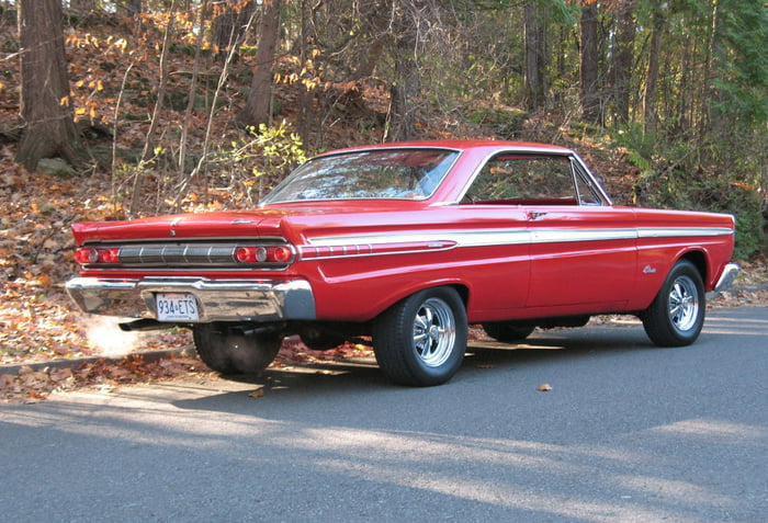 My 64 Comet. I am second owner and bought it August 1980. - 9GAG