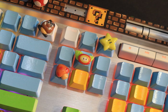 This Mario-Themed Computer Setup Brings Back Nostalgia - 9GAG