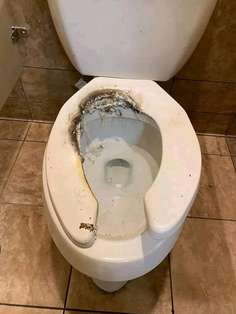 Best Funny toilet Memes - 9GAG