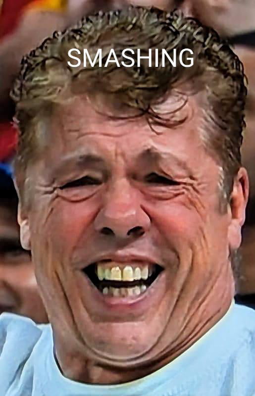 SMASHING - 9GAG