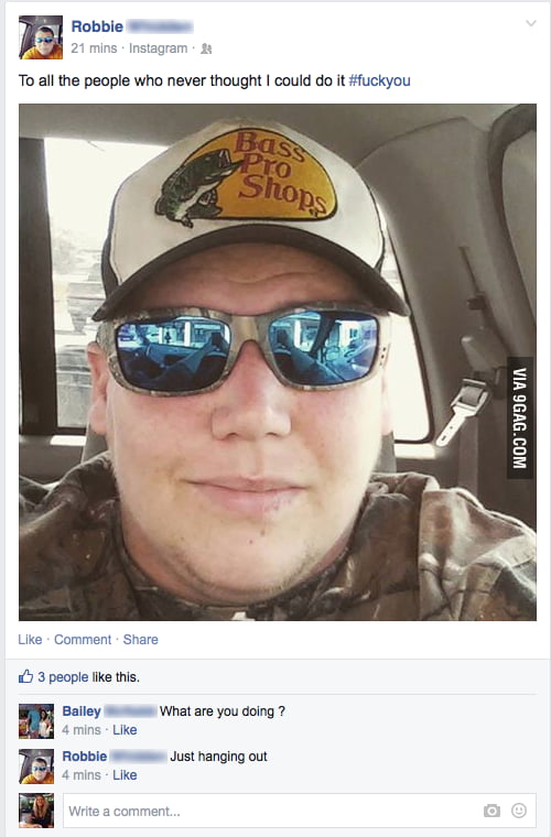 Robbie doing it big - 9GAG