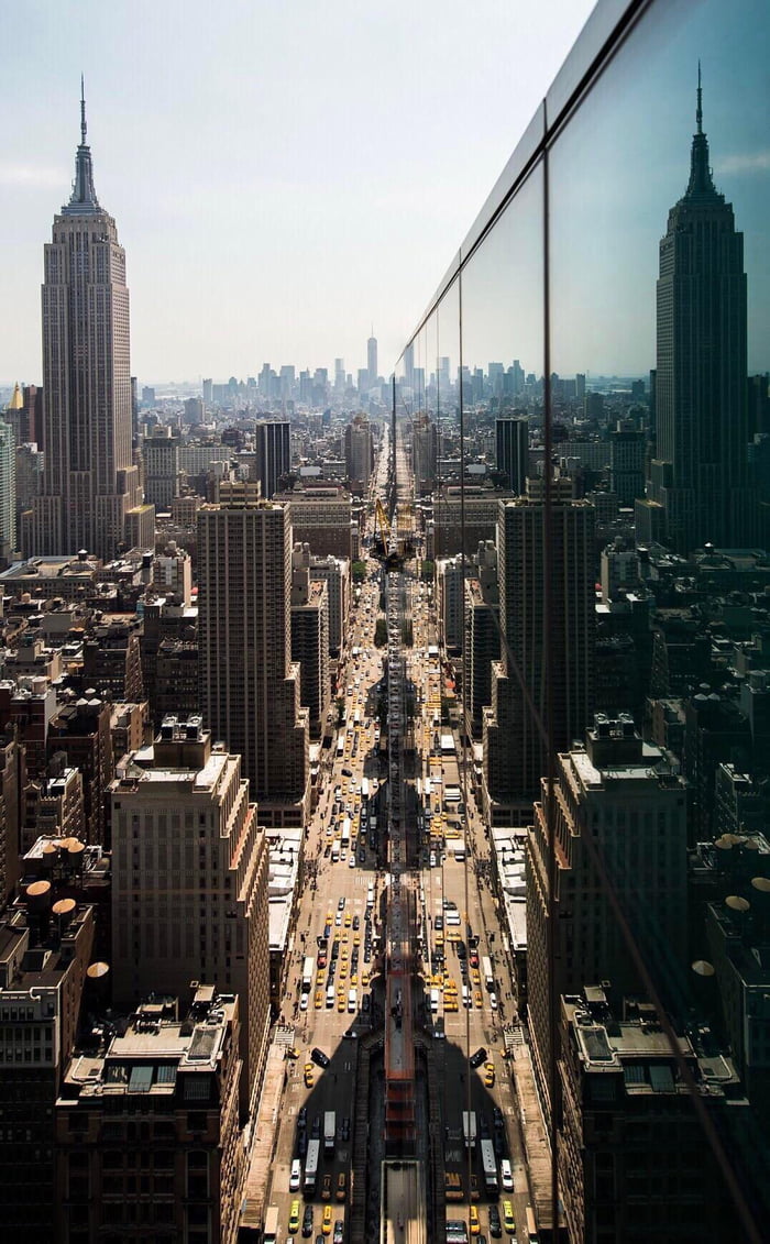 Perfect symmetry from a reflection - 9GAG