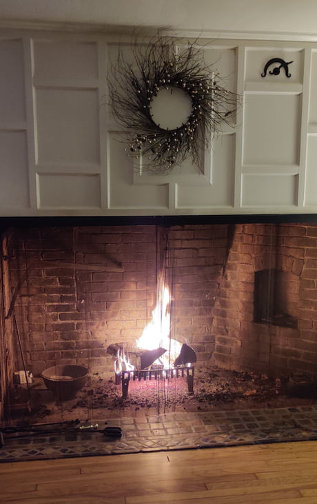 Funny Fireplace Memes