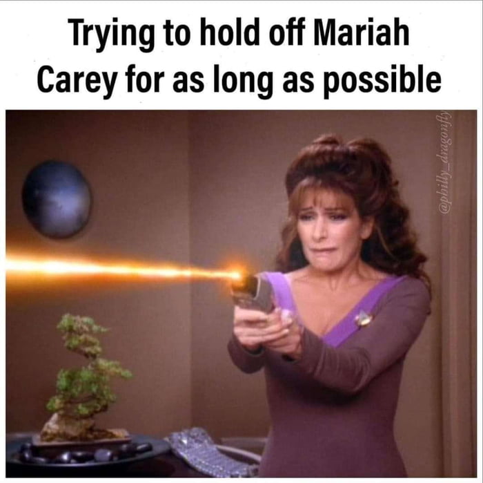 Someone please stop Mariah - 9GAG
