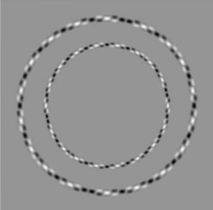 Two perfectly round circles - 9GAG
