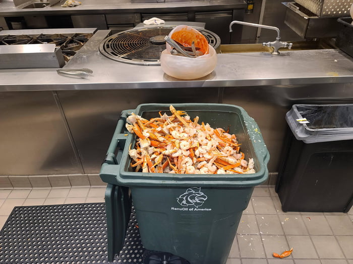 One of the buffet stations at Ceasars Palace, this happens every night ...