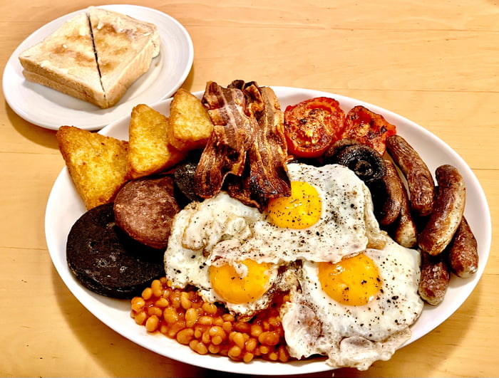 Full English Breakfast - 9GAG